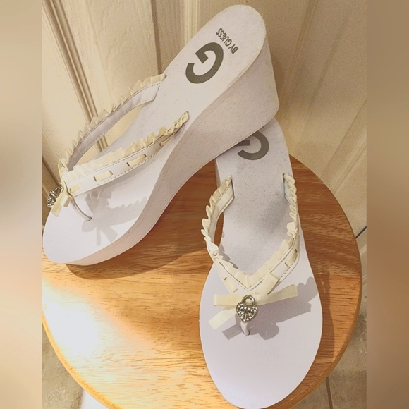 Guess | Shoes | Nwot Guess Wedge Sandals | Poshmark